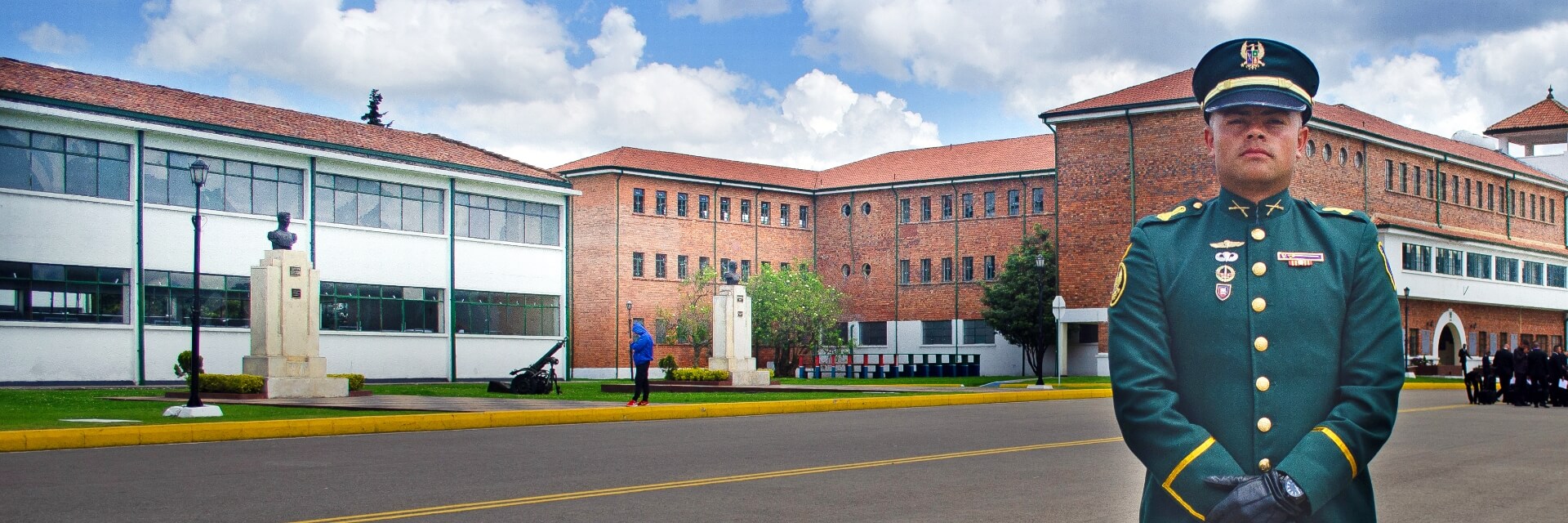 Escuela Militar de Cadetes - ESMIC - Armas y Escuelas de Capacitación